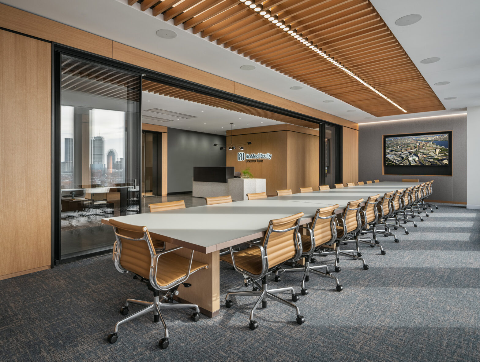 BioMed Realty Offices | Hospitality-Inspired Office Design