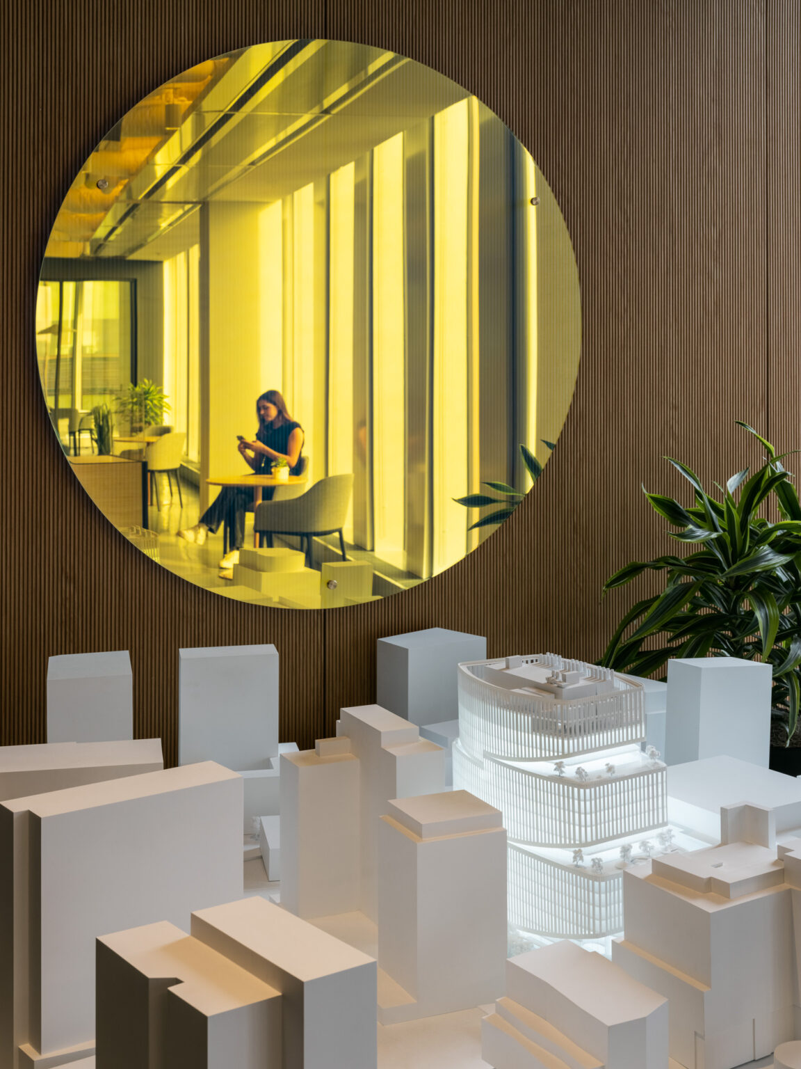 BioMed Realty Offices | Hospitality-Inspired Office Design