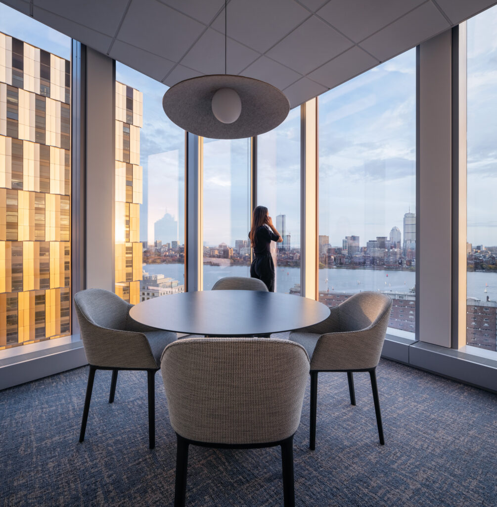 BioMed Realty Offices | Hospitality-Inspired Office Design